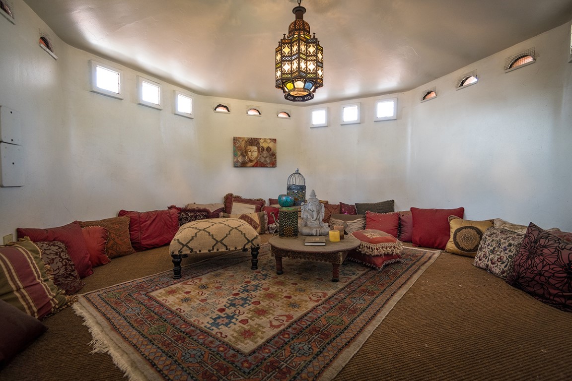 John Barrymore’s Mansion With Opium Den! | Top Ten Real Estate Deals ...